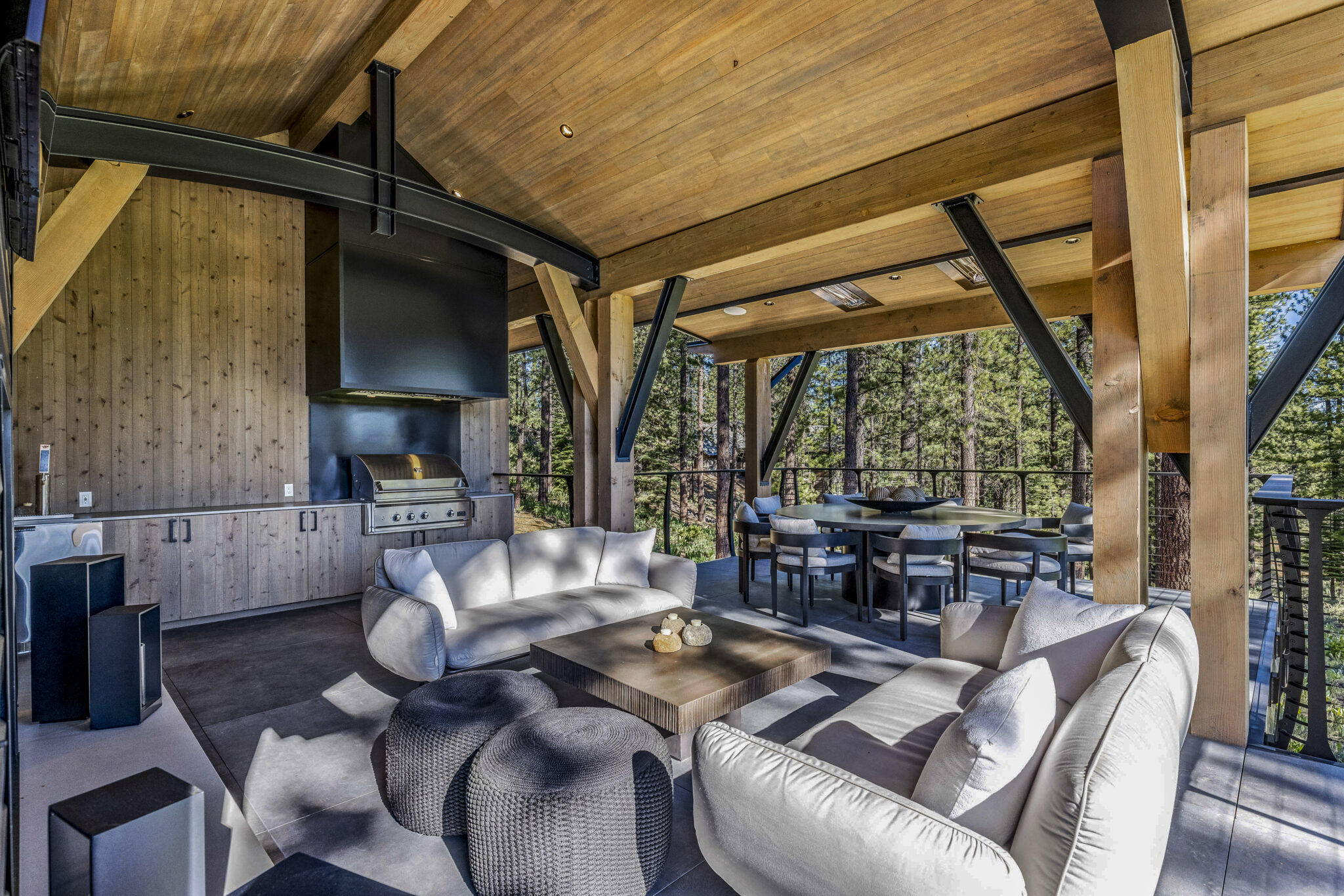 Lahontan 7745 - Kelly and Stone Architects